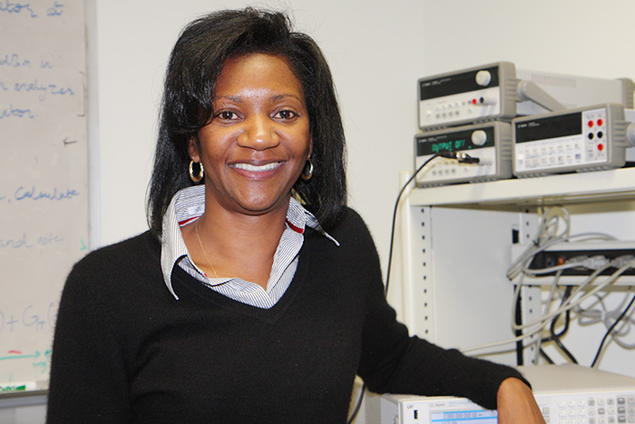 Interconnects and Antennas for Millimeter-wave CMOS Applications | UW ...